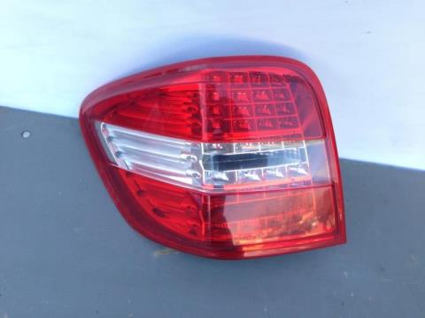 A1649064200 Mercedes фонарь задний левый (Светодиодный)