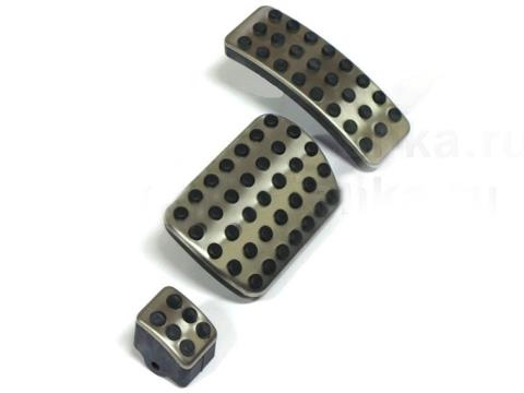A1702900182 Mercedes накладка педали тормоза