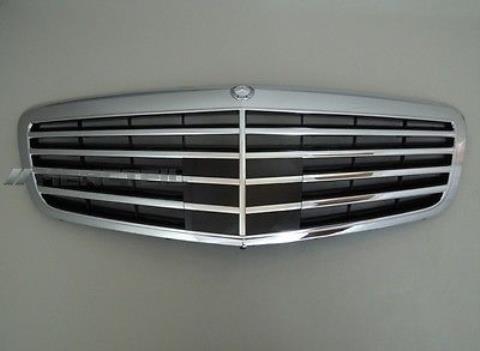 A22188005839040 Mercedes решетка радиатора (Черная, круизконтроль)