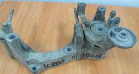 1662051011 Toyota натяжитель приводного ремня