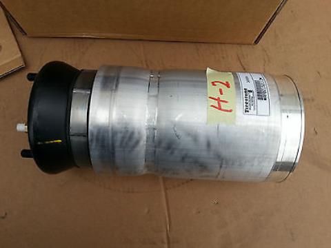 LR018172 Land Rover пневмоподушка (пневморессора моста переднего)