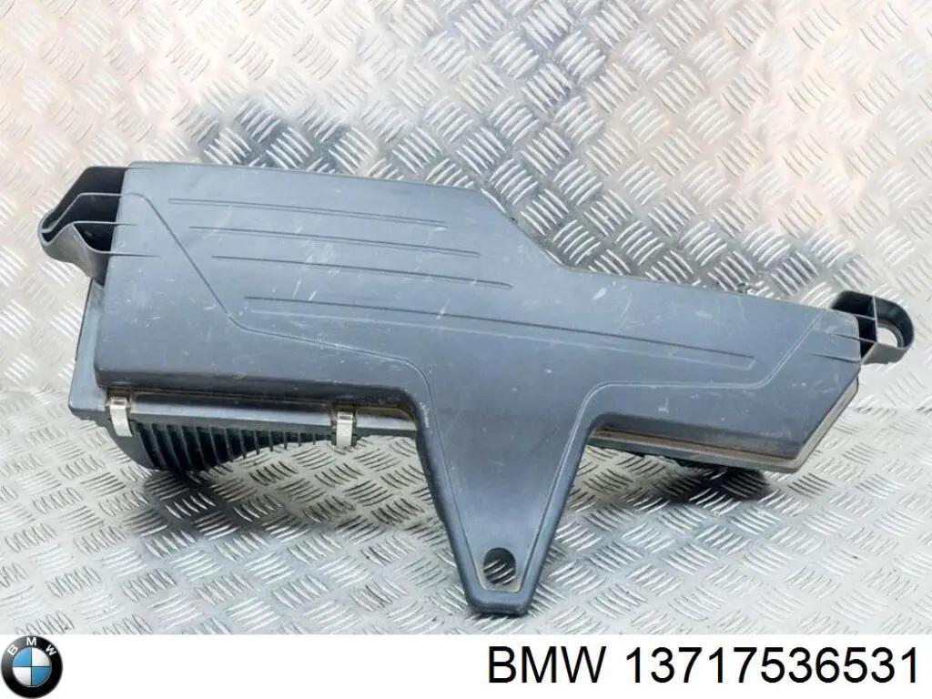 13717536531 BMW глушитель шума всасывания воздуха