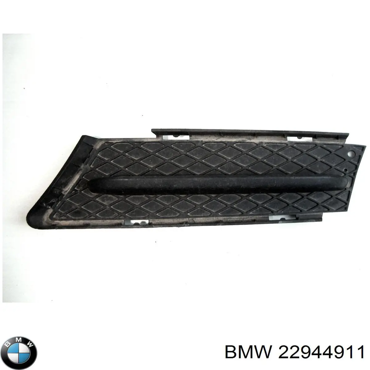 22944911 BMW бампер задний, нижняя часть