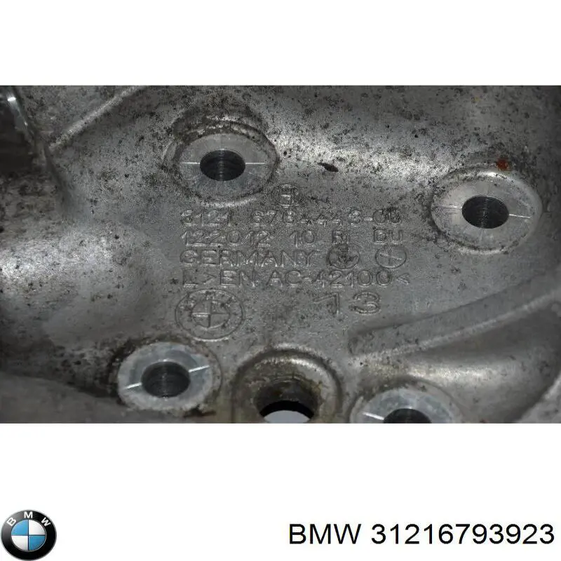 31216793923 BMW Цапфа (поворотный кулак) передний левый