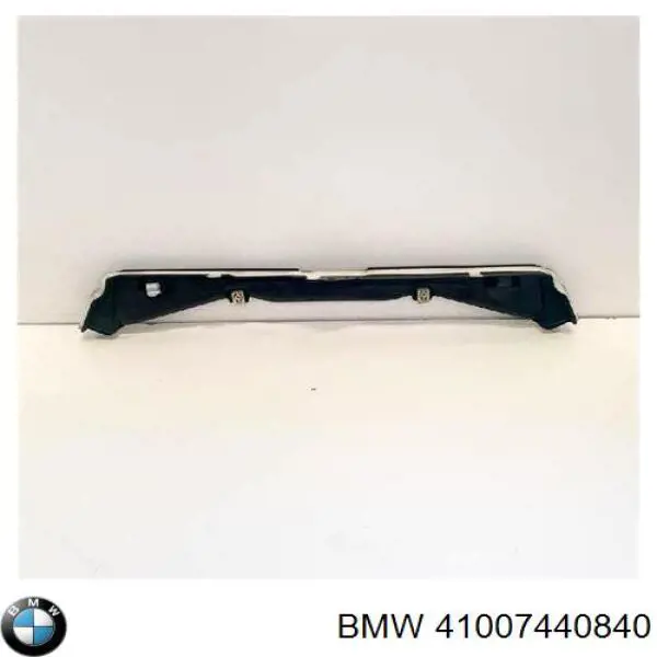 41007440840 BMW Панель багажного отсека задняя