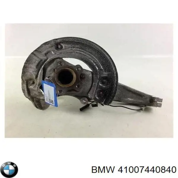 41007440840 BMW Панель багажного отсека задняя