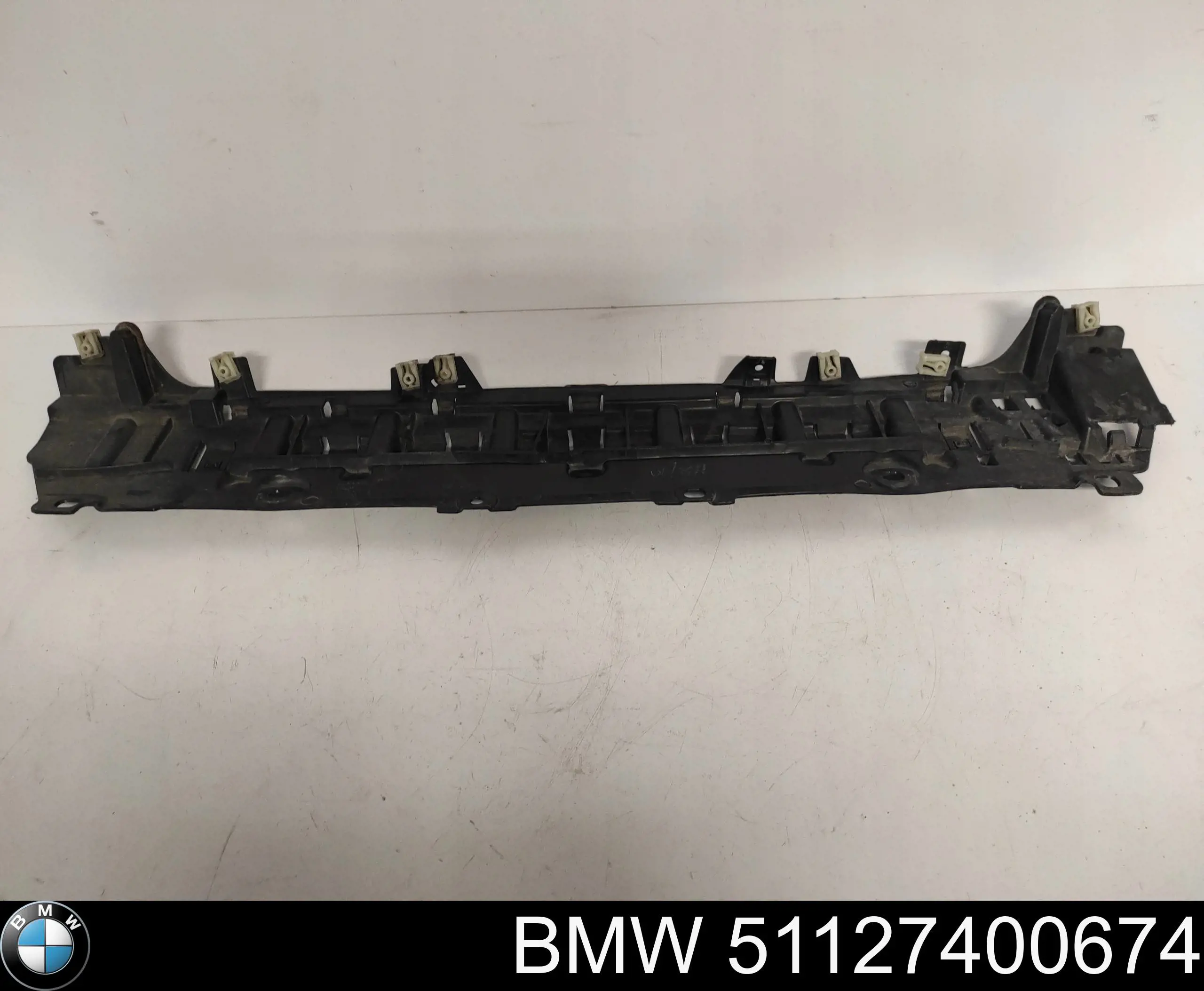 51127400674 BMW новая оригинальная запчасть под заказ