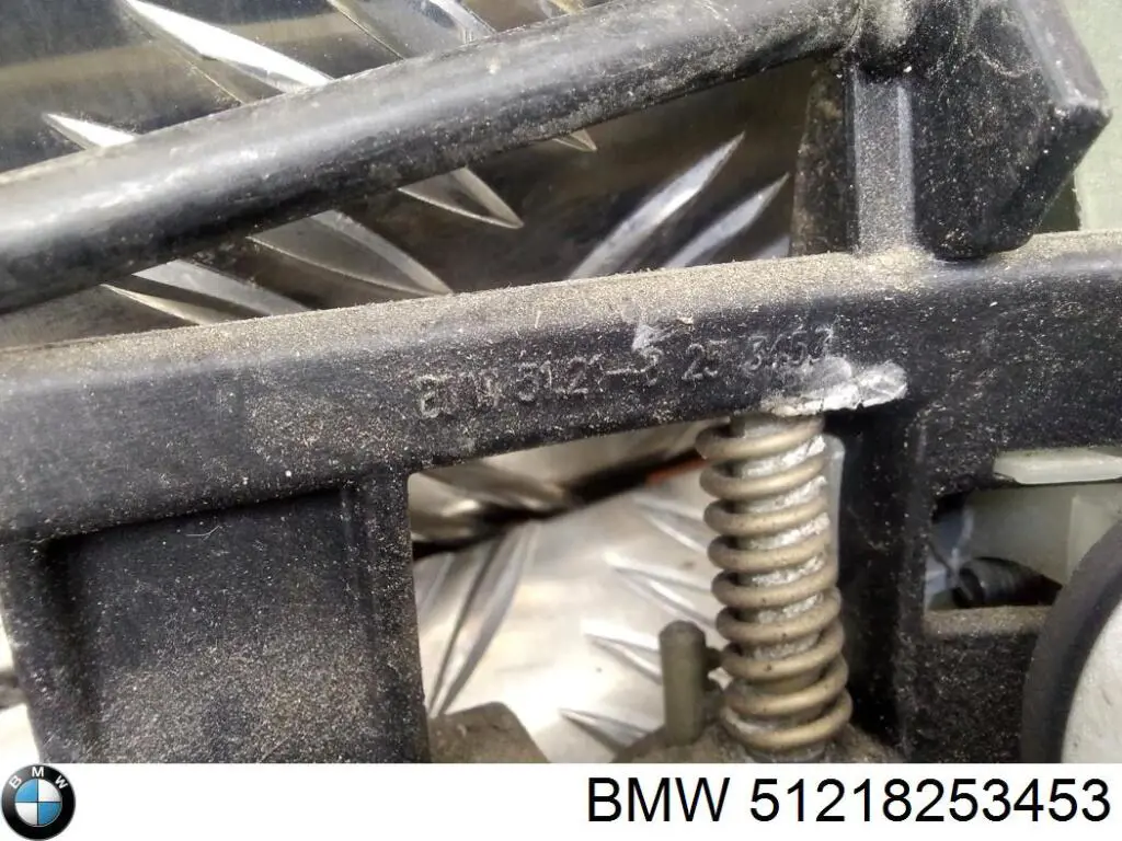 51218253453 BMW сравнить цены на Автопро