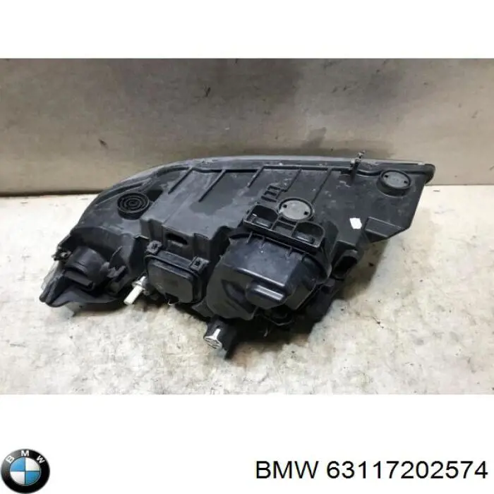 63117202574 BMW фара правая