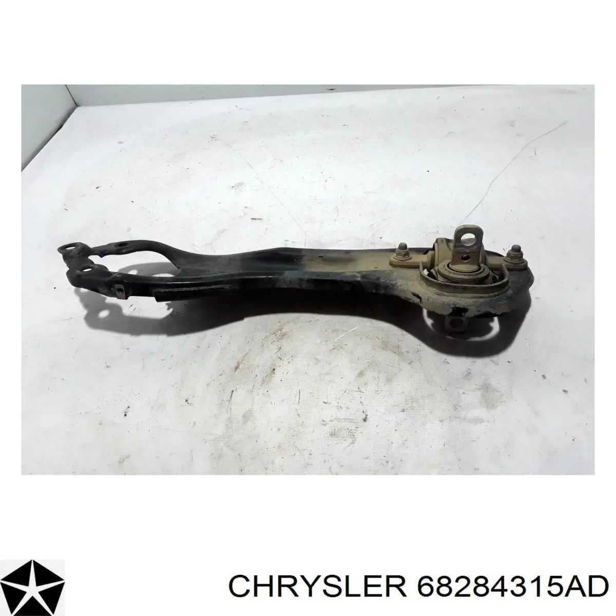 68284315AD Chrysler Рычаг (тяга) задней подвески продольный нижний левый