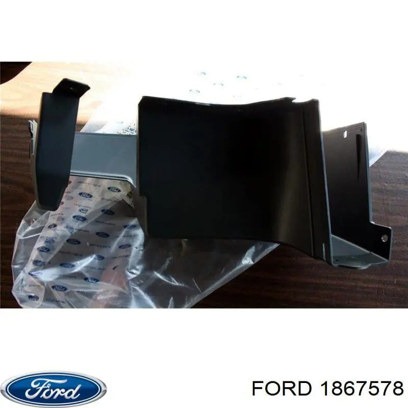 1867578 Ford Бампер задний, левая часть