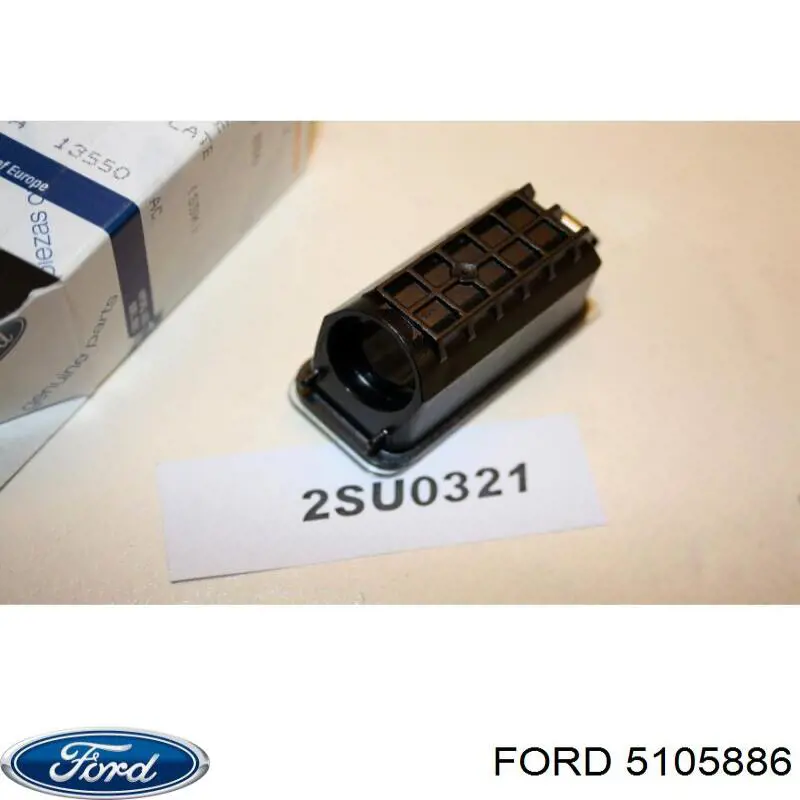 5105886 Ford фонарь подсветки заднего номерного знака