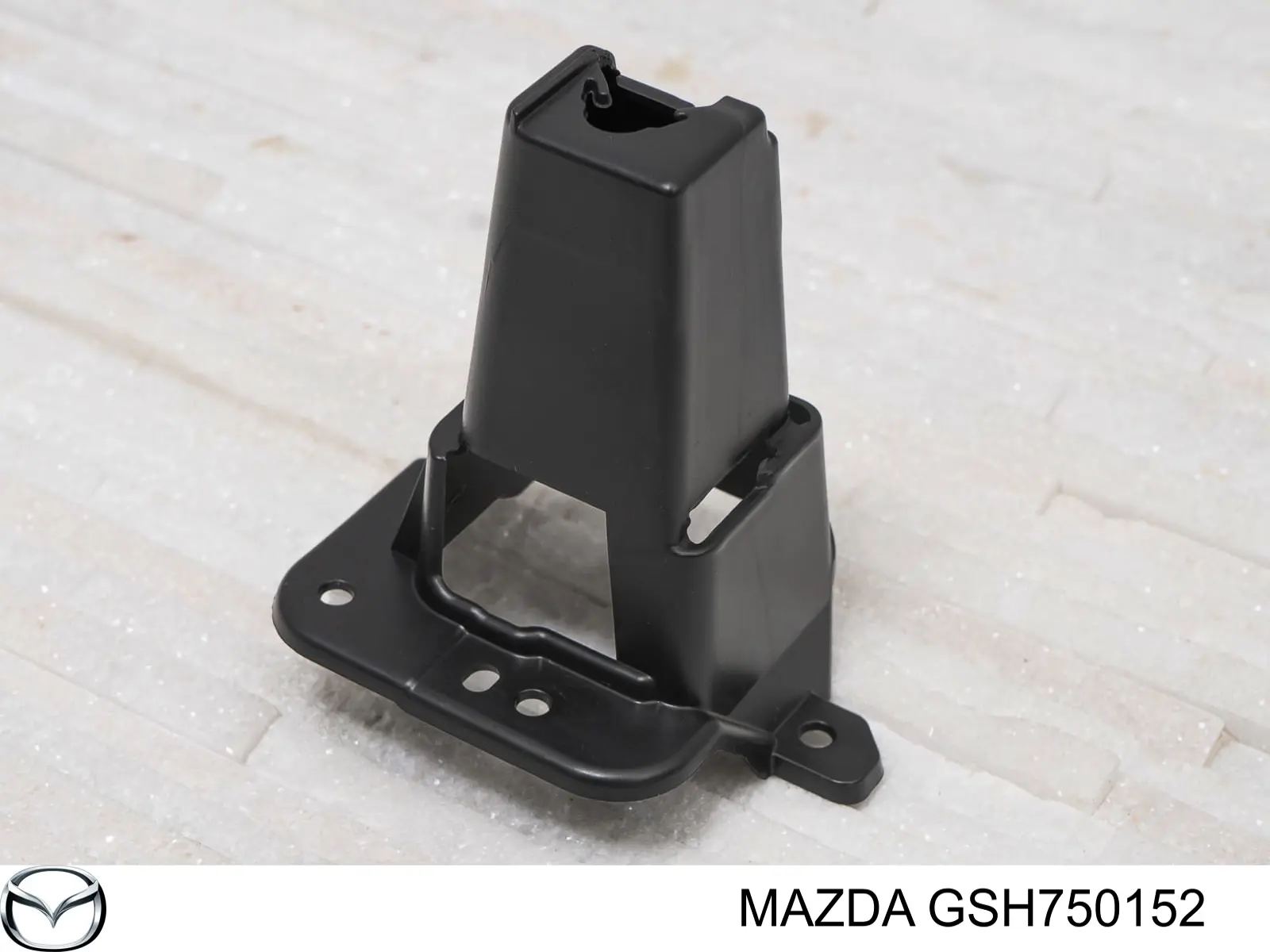 GSH750152 Mazda Кронштейн решетки радиатора