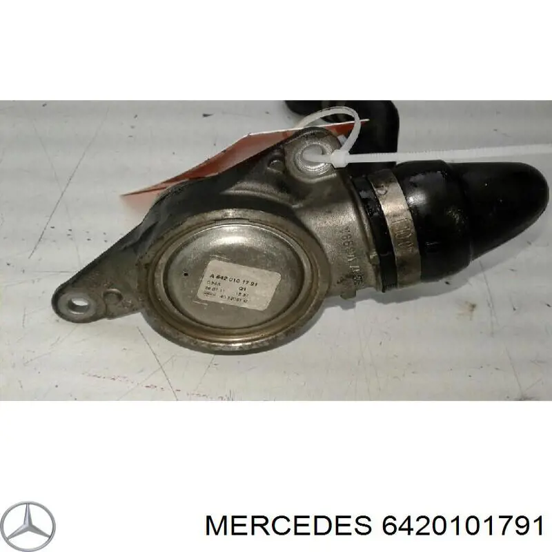 Патрубок системы рециркуляции ОГ на Mercedes GL-Class (X164)