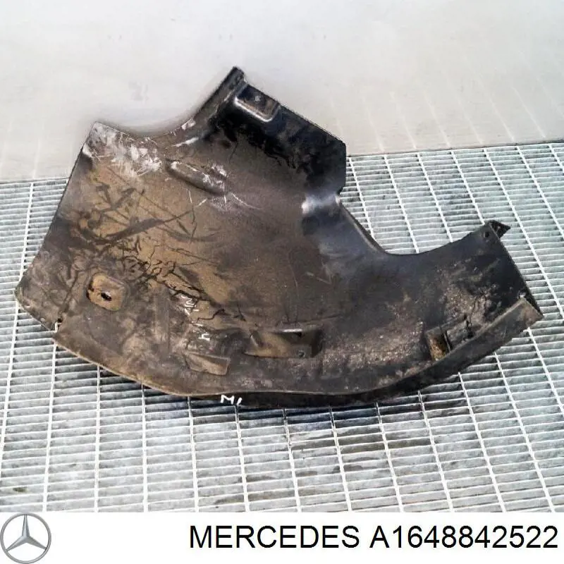 A1648842522 Mercedes подкрылок крыла переднего левый задний