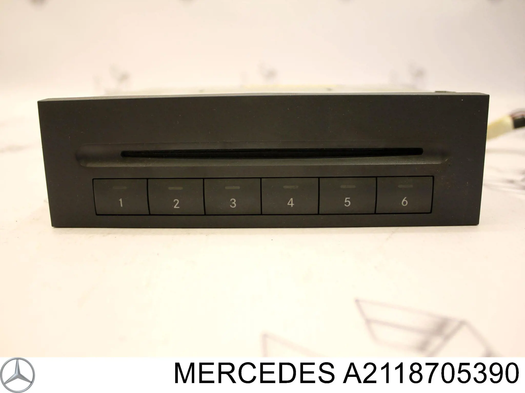 A211870539080 Mercedes cd чейнджер