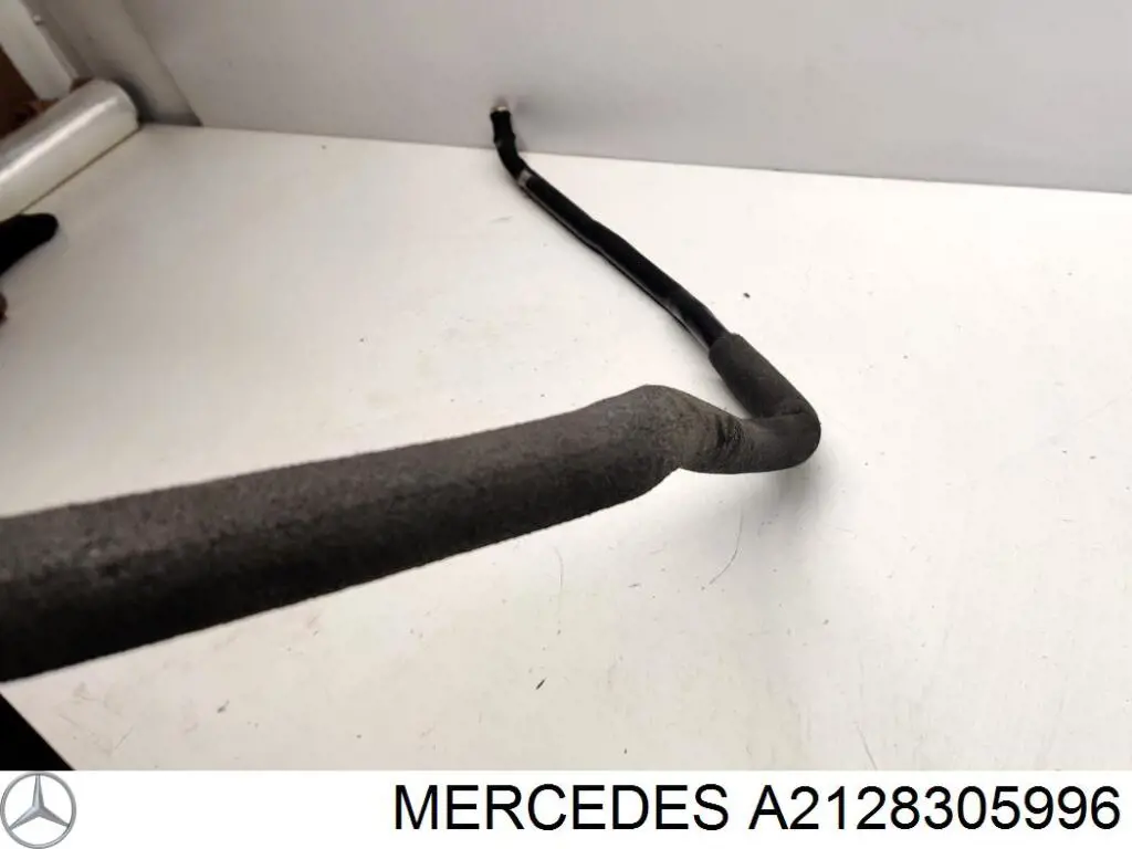 A2128305996 Mercedes шланг отопителя