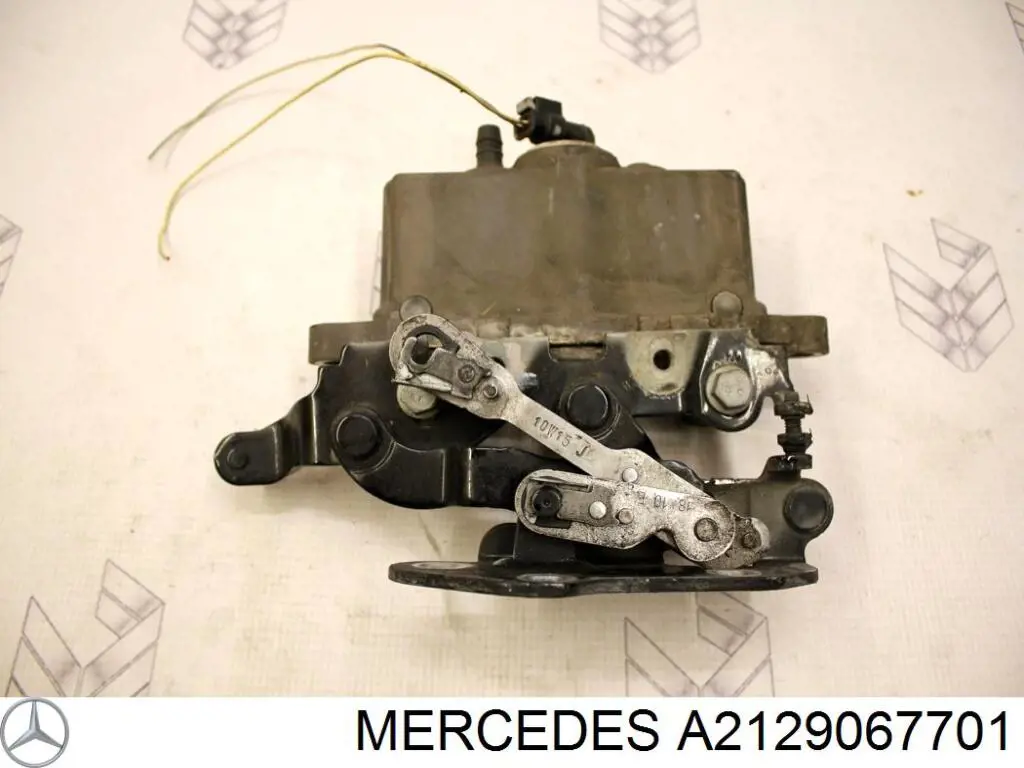 A2129067701 Mercedes привод капота левый + 804