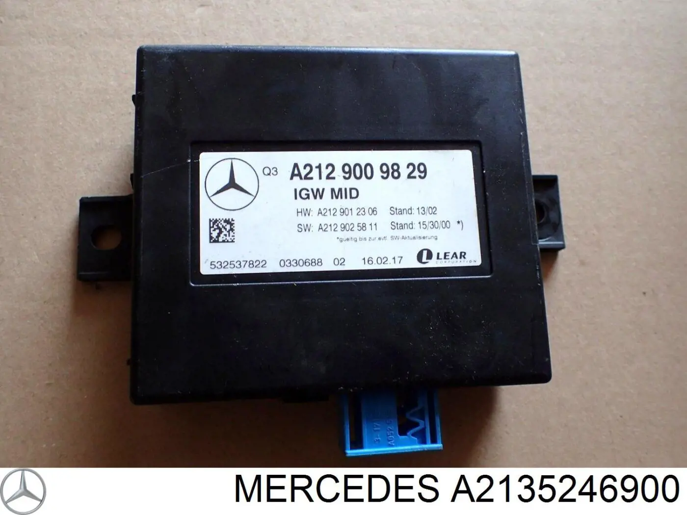 A2135246900 Mercedes защита переднего бампера центральная