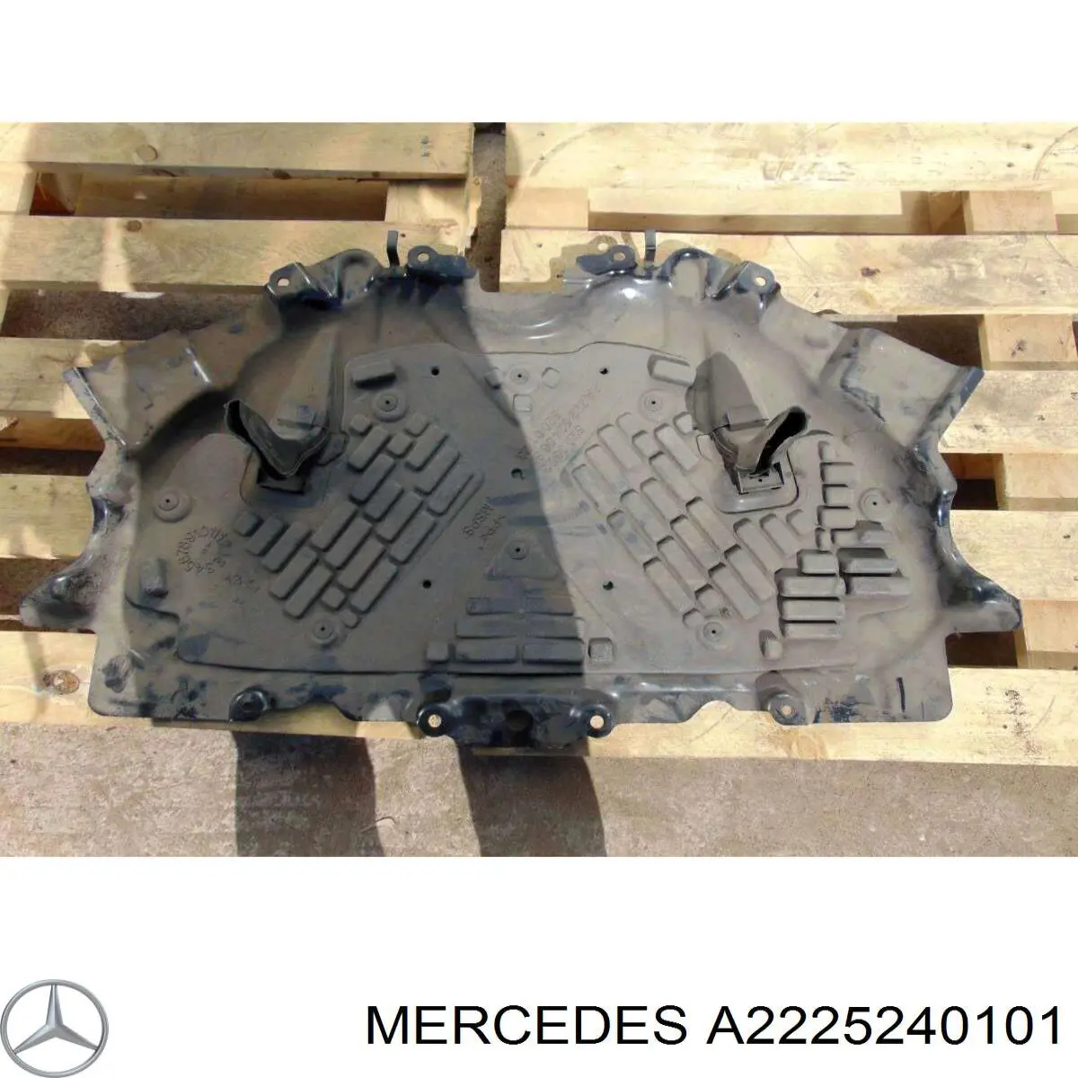 A2225240101 Mercedes деталь