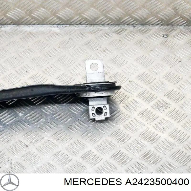 A2423500400 Mercedes рычаг (тяга задней подвески продольный нижний правый)