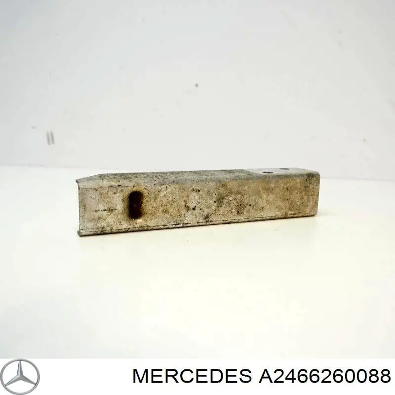 A2466260088 Mercedes планка енергопоглинача бамперу
