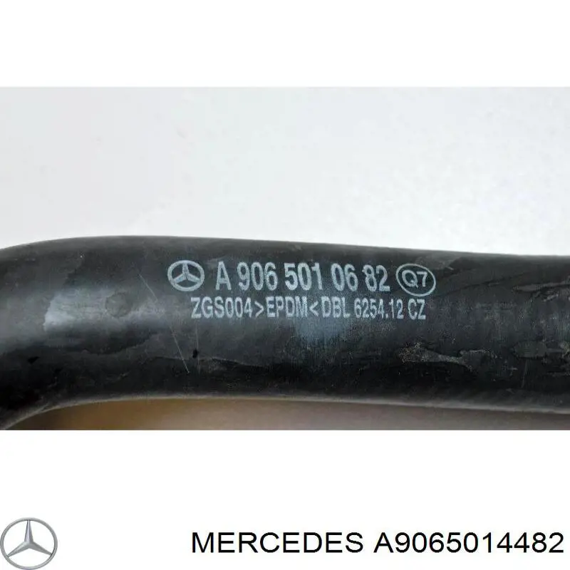 A9065014482 Mercedes патрубок розширюючого бачка