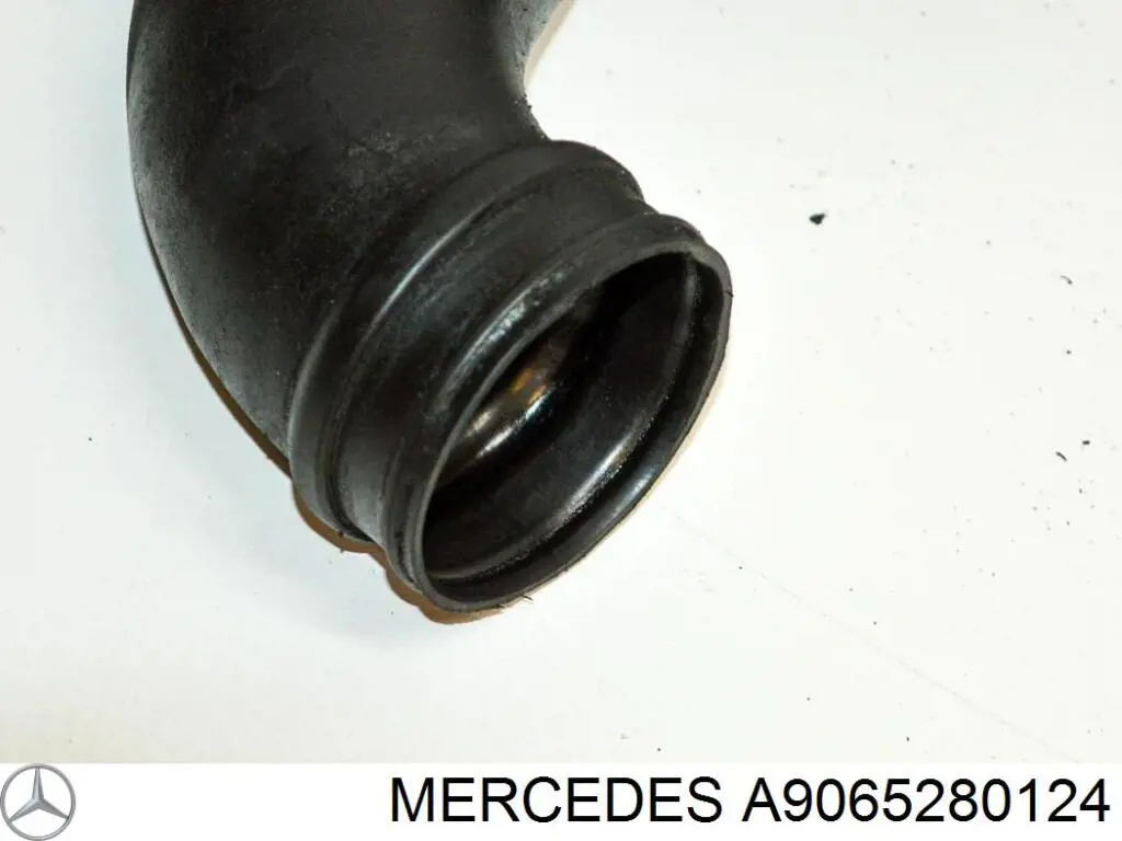 A9065280124 Mercedes патрубок подачи воздуха mb sprinter 906 om 646