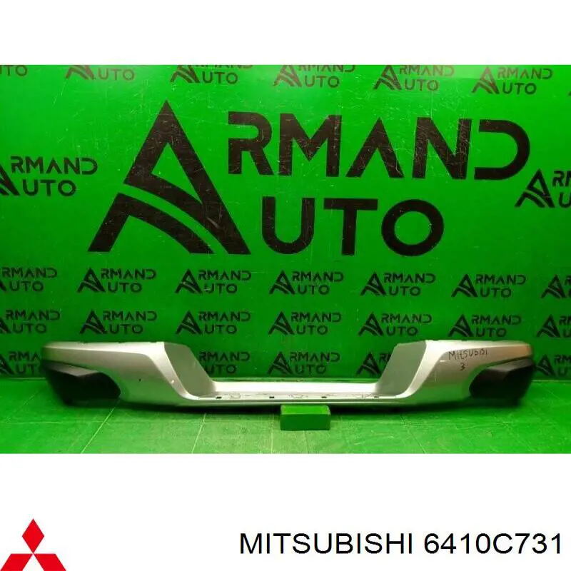 6410C731 Mitsubishi бампер передний