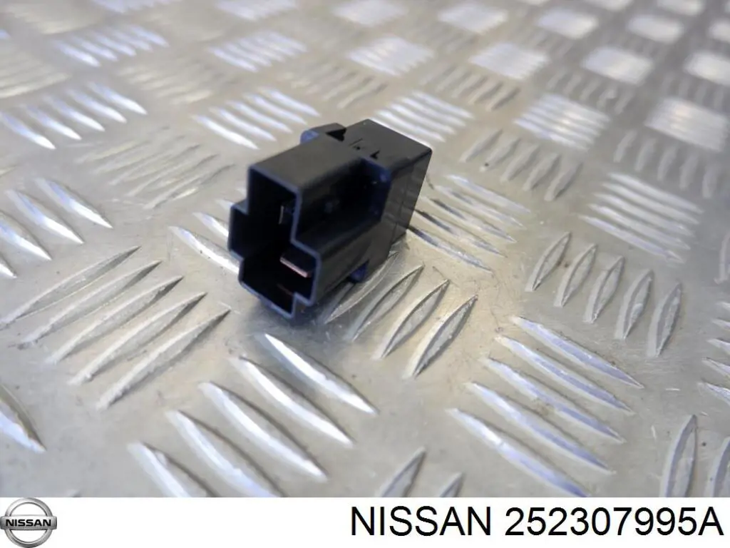 252307995A Nissan/Infiniti - купить недорого в Украине