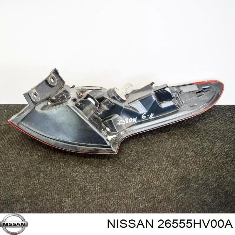 26555HV00A Nissan/Infiniti Фонарь задний левый внешний