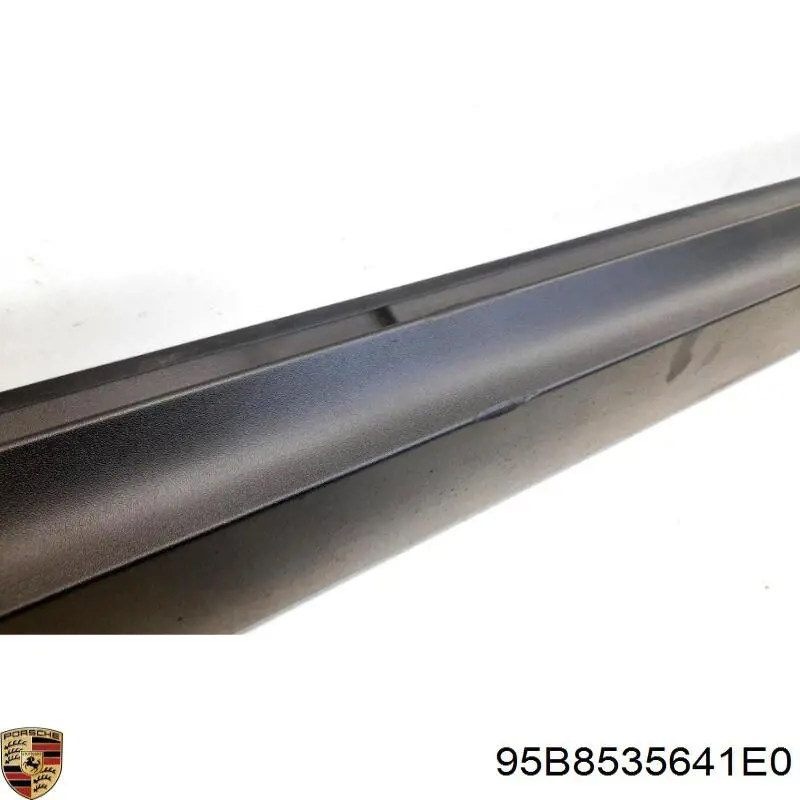 95B8535641E0 Porsche Накладка (молдинг) порога наружная правая