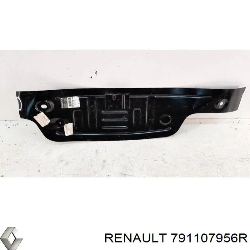 791107956R Renault (RVI) Панель кабины задняя