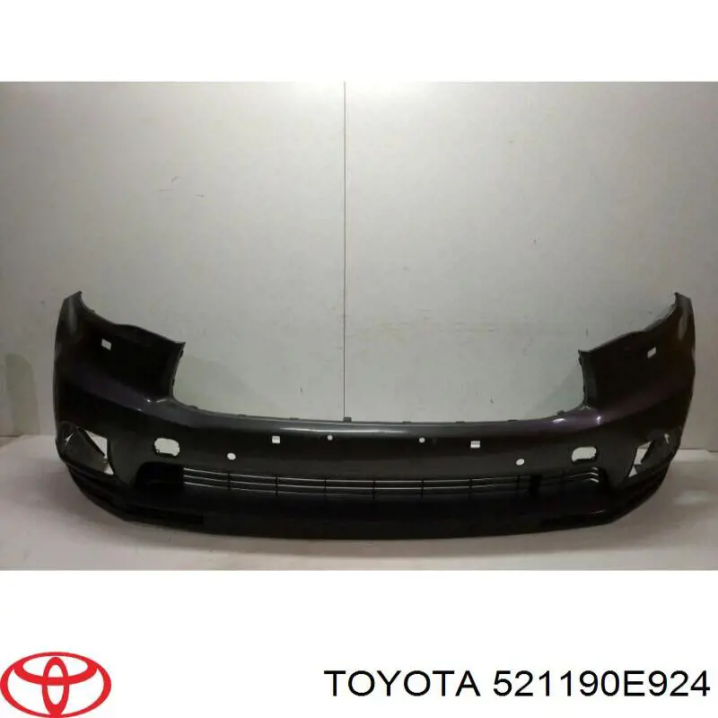 521190E924 Toyota Бампер передний