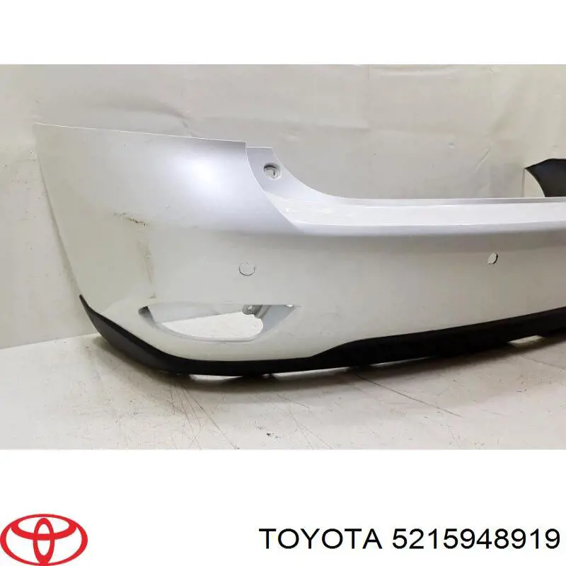 5215948919 Toyota Бампер задний