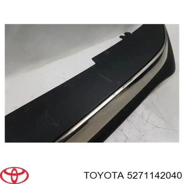 5271142040 Toyota Молдинг бампера переднего