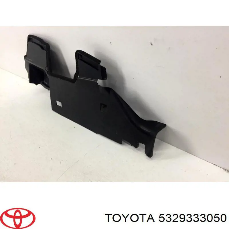 5329333050 Toyota Воздуховод (дефлектор) радиатора правый