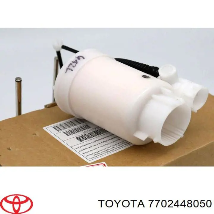 7702448050 Toyota Фильтр топливный