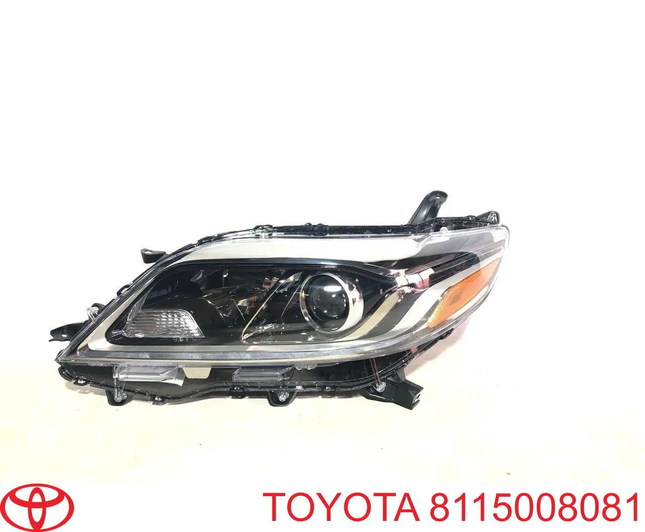 8115008081 Toyota фара le black левая 2015-19