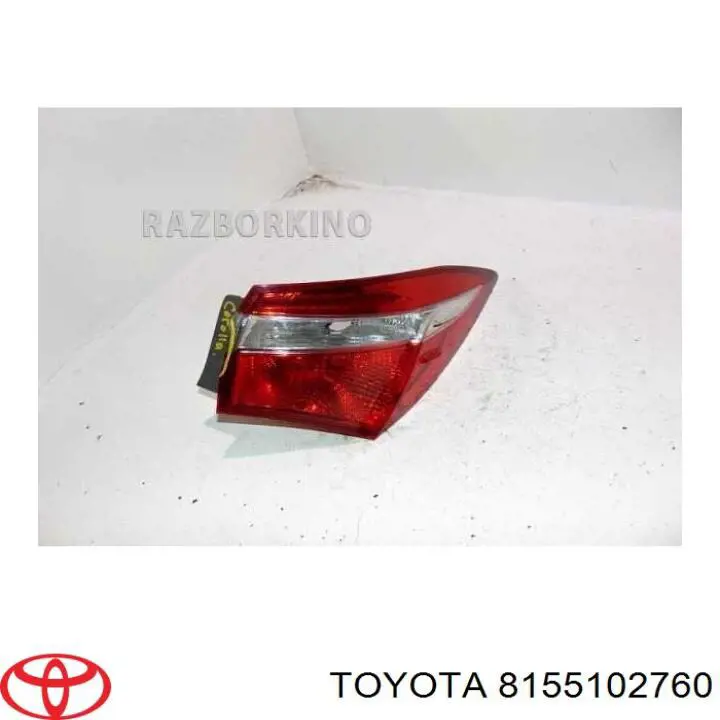 8155002790 Toyota задний правый внешний фонарь
