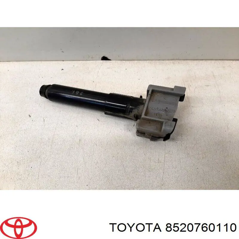 8520760110 Toyota держатель форсунки омывателя фары (подъемный цилиндр)