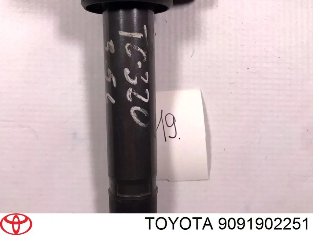 90919-02251 Toyota Катушка зажигания