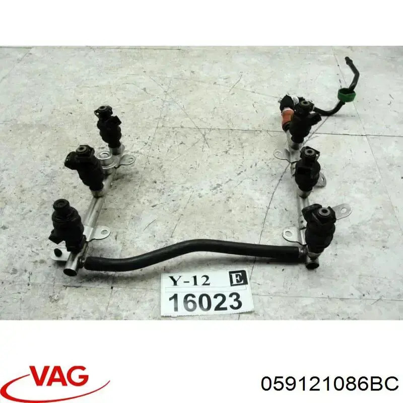 059121086BC VAG Шланг (патрубок) системы охлаждения