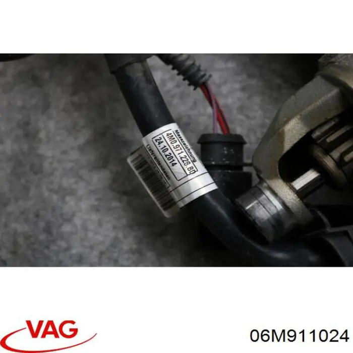 06M911024 VAG стартер denso (старт/стоп (99111635701) vika)