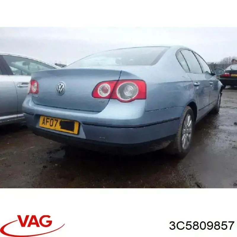 3C5809857 VAG лючок бензобака