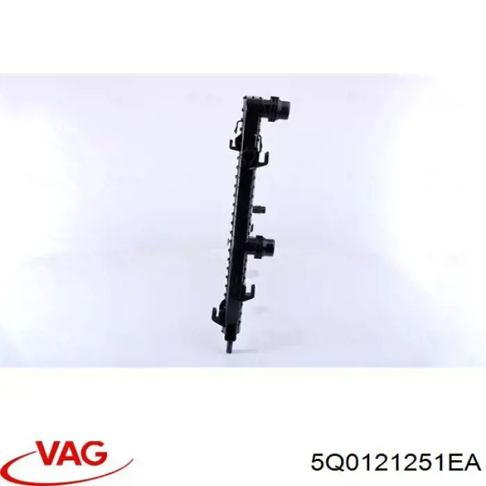 5Q0121251EA VAG Радиатор охлаждения двигателя