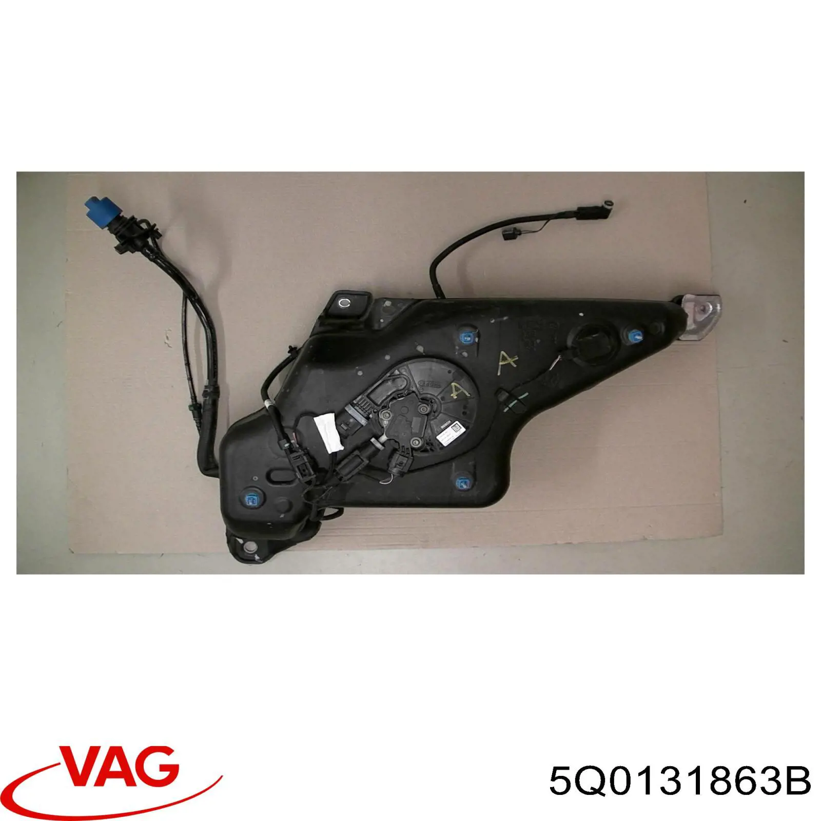 5Q0131863A VAG Бак AD BLUE