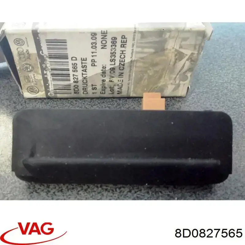 8D0827565 VAG Кнопка привода замка крышки багажника (двери 3/5-й (ляды)