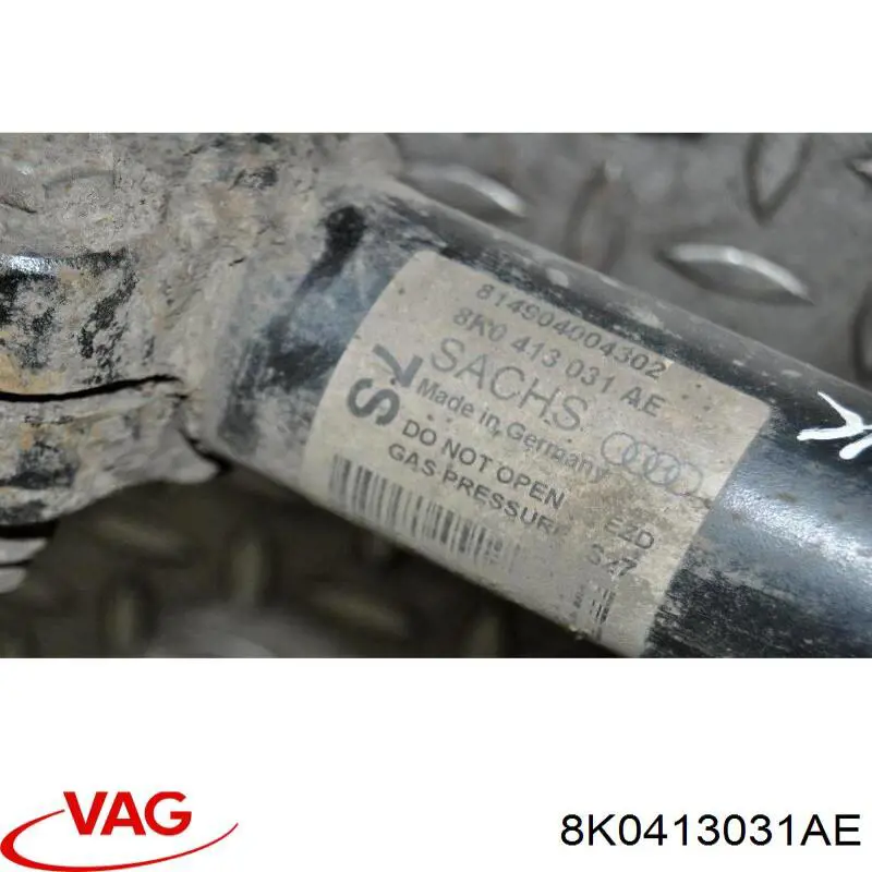 8K0413031AE VAG Амортизатор передний