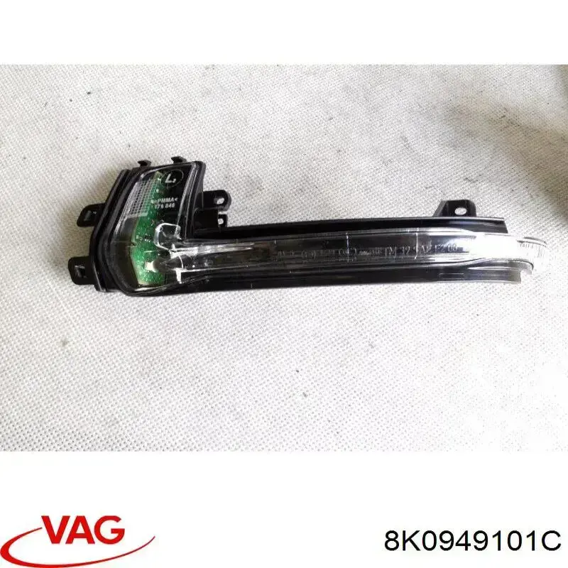 8K0949101C VAG указатель поворота зеркала левый